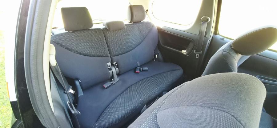 Melns Toyota Yaris 2001 Kauņa, ar dzinēja tilpumu 1.50 L un nobraukumu 322 tūkst. km par 1599 €, foto 17 vietnē AUTOMOTO.COM.LV