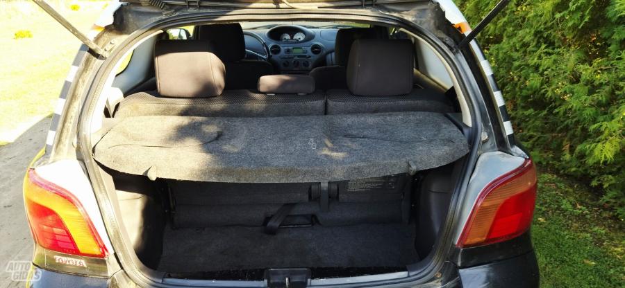 Melns Toyota Yaris 2001 Kauņa, ar dzinēja tilpumu 1.50 L un nobraukumu 322 tūkst. km par 1599 €, foto 19 vietnē AUTOMOTO.COM.LV