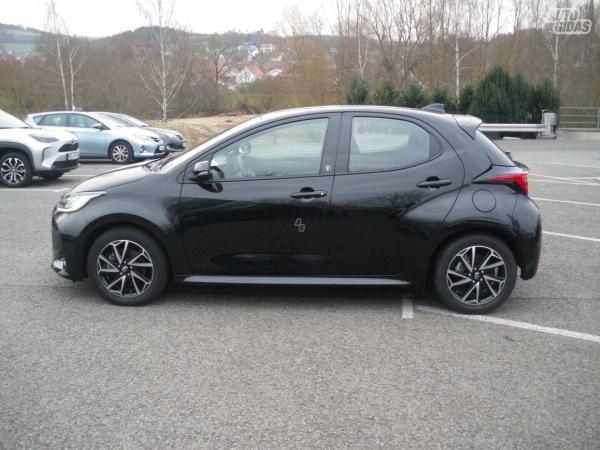 Melns Toyota Yaris 2023 Kauņa, ar dzinēja tilpumu 1.50 L un nobraukumu 31 tūkst. km par 25866 €, foto 5 vietnē AUTOMOTO.COM.LV