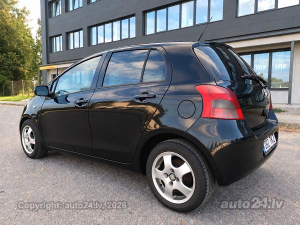 Тойота Ярис 2007 в Тарту на AUTOMOTO.COM.LV Черный Тойота Ярис 2007 в Тарту, объемом двигателя 1.40 л и пробегом 390 тыс. км за 990 €, фото 5 на AUTOMOTO.COM.LV