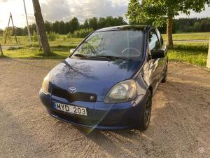 Zils Toyota Yaris 2001 Utena, ar dzinēja tilpumu 1.50 L un nobraukumu 402 tūkst. km par 1300 €, foto 9 vietnē AUTOMOTO.COM.LV