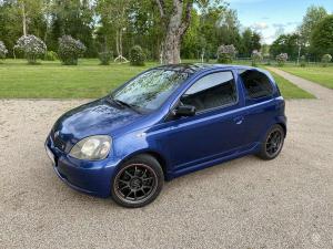 Zils Toyota Yaris 2001 Utena, ar dzinēja tilpumu 1.50 L un nobraukumu 402 tūkst. km par 1300 €, foto 15 vietnē AUTOMOTO.COM.LV