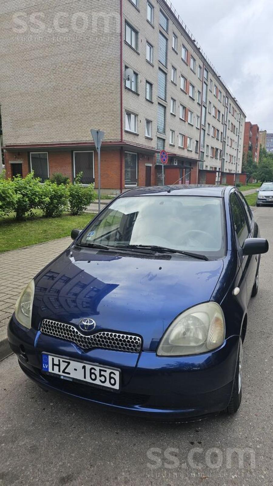 Blue Toyota Yaris 2002 in Riga, with an engine capacity of 1.40 L and mileage of 186 thousand km for 1500 €, photo 2 on AUTOMOTO.COM.LV