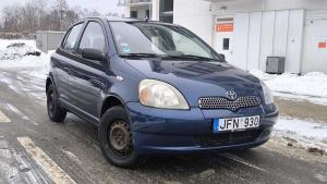 Blue Toyota Yaris 2002 in Vilnius, with an engine capacity of 1.30 L and mileage of 200 thousand km for 580 €, photo  on AUTOMOTO.COM.LV
