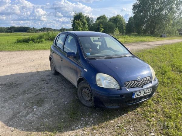 Zils Toyota Yaris 2003 Preiļi, ar dzinēja tilpumu 1.40 L un nobraukumu 500 tūkst. km par 23000 €, foto 1 vietnē AUTOMOTO.COM.LV