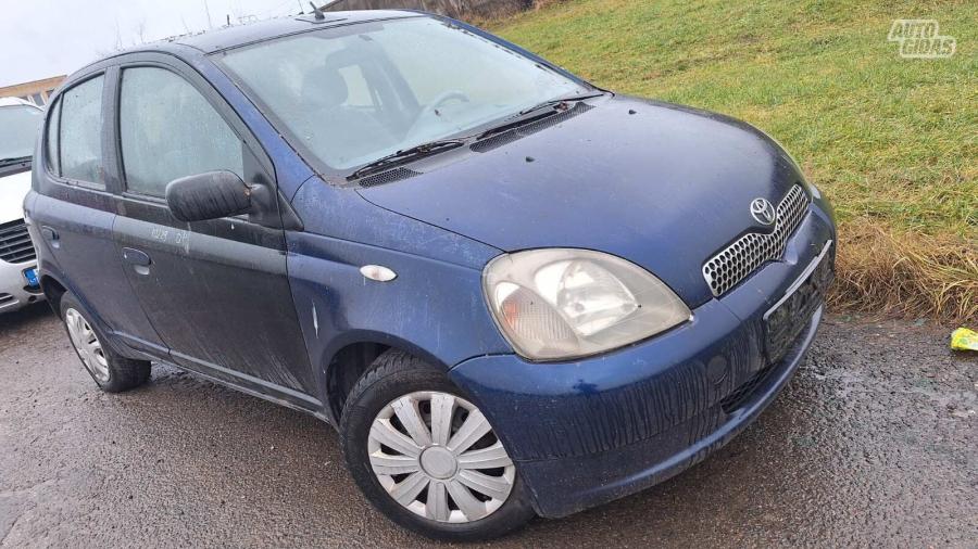 Zils Toyota Yaris 2003 Viļņa, ar dzinēja tilpumu 1.00 L un nobraukumu 220 tūkst. km par 500 €, foto 2 vietnē AUTOMOTO.COM.LV