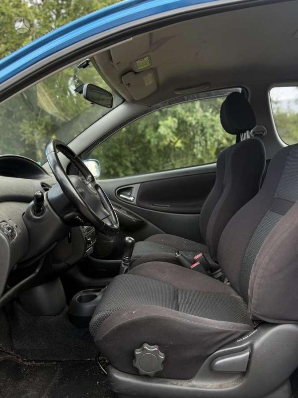 Toyota Yaris 2003 Viļņa vietnē Zils Toyota Yaris 2003 Viļņa, ar dzinēja tilpumu 1.50 L un nobraukumu 264 tūkst. km par 999 €, foto 7 vietnē AUTOMOTO.COM.LV