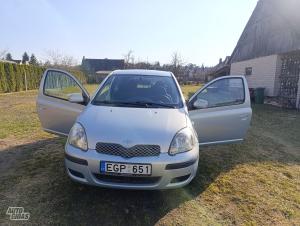 Blue Toyota Yaris 2004 in Vilnius, with an engine capacity of 1.30 L and mileage of 136 thousand km for 2050 €, photo  on AUTOMOTO.COM.LV