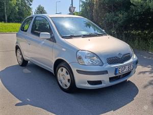 Blue Toyota Yaris 2004 in Vilnius, with an engine capacity of 1.30 L and mileage of 136 thousand km for 1290 €, photo 3 on AUTOMOTO.COM.LV