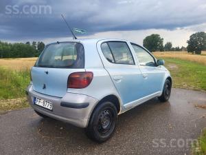 Blue Toyota Yaris 2004 in Riga, with an engine capacity of 1.30 L and mileage of 245 thousand km for 870 €, photo 6 on AUTOMOTO.COM.LV