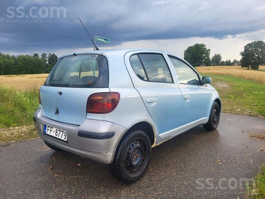 Blue Toyota Yaris 2004 in Riga, with an engine capacity of 1.30 L and mileage of 245 thousand km for 870 €, photo 6 on AUTOMOTO.COM.LV