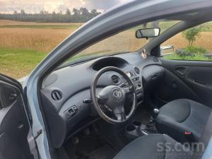 Blue Toyota Yaris 2004 in Riga, with an engine capacity of 1.30 L and mileage of 245 thousand km for 870 €, photo 7 on AUTOMOTO.COM.LV