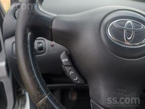 Blue Toyota Yaris 2004 in Riga, with an engine capacity of 1.30 L and mileage of 245 thousand km for 870 €, photo 9 on AUTOMOTO.COM.LV