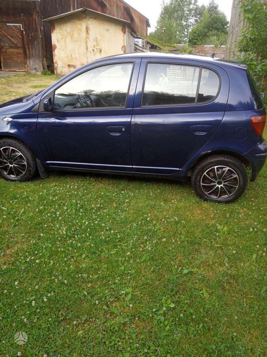Blue Toyota Yaris 2005 in Nemencine, with an engine capacity of 1.30 L and mileage of 95 thousand km for 650 €, photo 6 on AUTOMOTO.COM.LV