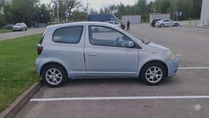 Blue Toyota Yaris 2005 in Klaipeda, with an engine capacity of 1.36 L and mileage of 245 thousand km for 1100 €, photo 7 on AUTOMOTO.COM.LV