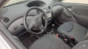 Blue Toyota Yaris 2005 in Klaipeda, with an engine capacity of 1.36 L and mileage of 245 thousand km for 1100 €, photo 8 on AUTOMOTO.COM.LV