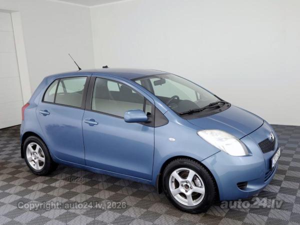 Blue Toyota Yaris 2006 in Tallinn, with an engine capacity of 1.30 L and mileage of 336 thousand km for 1499 €, photo 1 on AUTOMOTO.COM.LV
