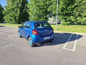 Blue Toyota Yaris 2006 in Riga, with an engine capacity of 1.30 L and mileage of 200 thousand km for 1950 €, photo 5 on AUTOMOTO.COM.LV