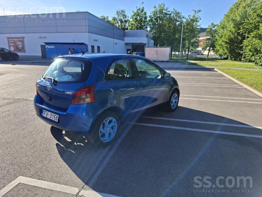 Blue Toyota Yaris 2006 in Riga, with an engine capacity of 1.30 L and mileage of 200 thousand km for 1950 €, photo 6 on AUTOMOTO.COM.LV