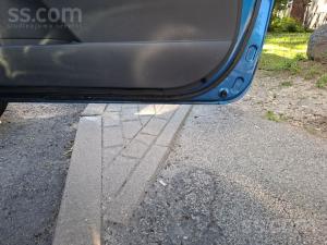 Blue Toyota Yaris 2006 in Riga, with an engine capacity of 1.30 L and mileage of 200 thousand km for 1950 €, photo 8 on AUTOMOTO.COM.LV