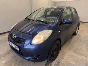Blue Toyota Yaris 2006 in Haapsalu, with an engine capacity of 1.00 L and mileage of 275 thousand km for 1490 €, photo  on AUTOMOTO.COM.LV
