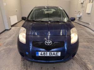 Blue Toyota Yaris 2006 in Haapsalu, with an engine capacity of 1.00 L and mileage of 275 thousand km for 1490 €, photo 4 on AUTOMOTO.COM.LV