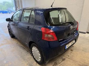 Blue Toyota Yaris 2006 in Haapsalu, with an engine capacity of 1.00 L and mileage of 275 thousand km for 1490 €, photo 5 on AUTOMOTO.COM.LV