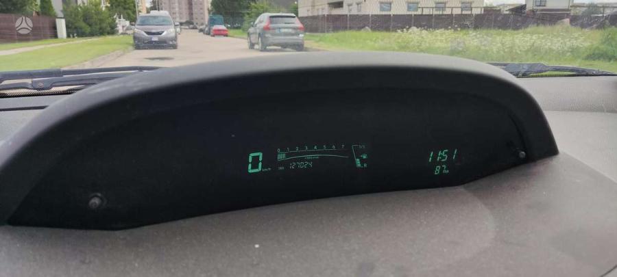 Синий Тойота Ярис 2006 в Паневежис, объемом двигателя 1.30 л и пробегом 127 тыс. км за 1950 €, фото 6 на AUTOMOTO.COM.LV