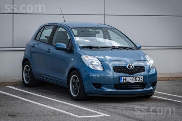 Blue Toyota Yaris 2006 in Riga, with an engine capacity of 1.30 L and mileage of 237 thousand km for 1750 €, photo 3 on AUTOMOTO.COM.LV