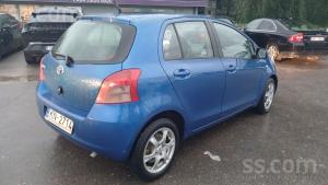 Zils Toyota Yaris 2006 Rīga, ar dzinēja tilpumu 1.30 L un nobraukumu 225 tūkst. km par 1550 €, foto 4 vietnē AUTOMOTO.COM.LV
