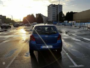 Синий Тойота Ярис 2006 в Каунас, объемом двигателя 1.00 л и пробегом 180 тыс. км за 1650 €, фото 6 на AUTOMOTO.COM.LV