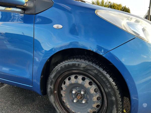 Blue Toyota Yaris 2006 in Kaunas, with an engine capacity of 1.00 L and mileage of 180 thousand km for 1650 €, photo 10 on AUTOMOTO.COM.LV