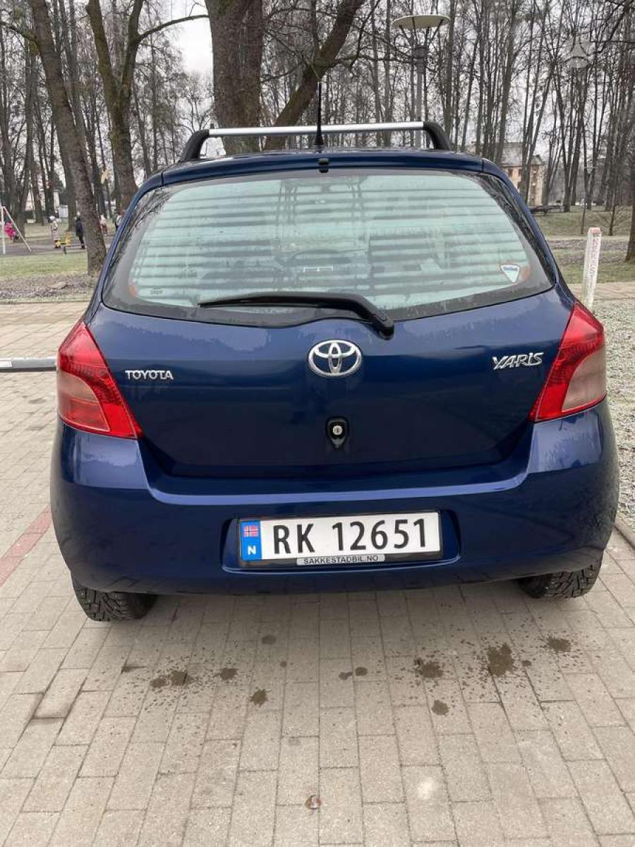 Zils Toyota Yaris 2007 Prienai, ar dzinēja tilpumu 1.40 L un nobraukumu 140 tūkst. km par 2450 €, foto 5 vietnē AUTOMOTO.COM.LV