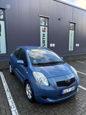 Blue Toyota Yaris 2007 in Vilnius, with an engine capacity of 1.40 L and mileage of 246 thousand km for 1650 €, photo 3 on AUTOMOTO.COM.LV