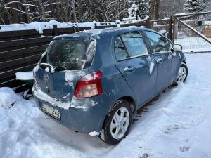 Blue Toyota Yaris 2007 in Vilnius, with an engine capacity of 1.40 L and mileage of 250 thousand km for 550 €, photo 3 on AUTOMOTO.COM.LV
