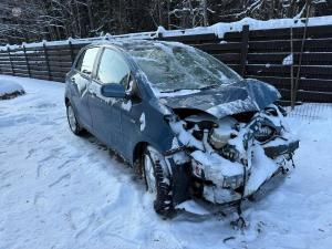 Blue Toyota Yaris 2007 in Vilnius, with an engine capacity of 1.40 L and mileage of 250 thousand km for 550 €, photo 4 on AUTOMOTO.COM.LV