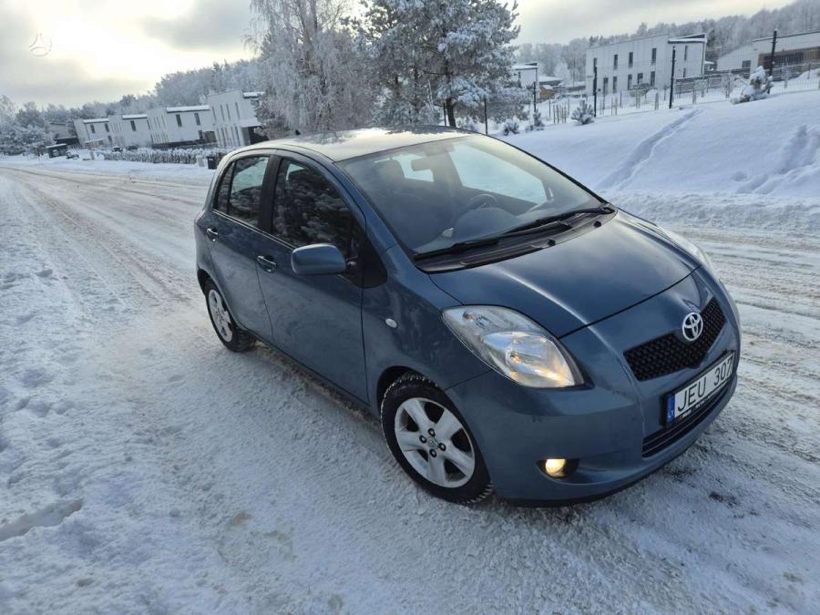 Blue Toyota Yaris 2007 in Vilnius, with an engine capacity of 1.35 L and mileage of 230 thousand km for 1850 €, photo 9 on AUTOMOTO.COM.LV