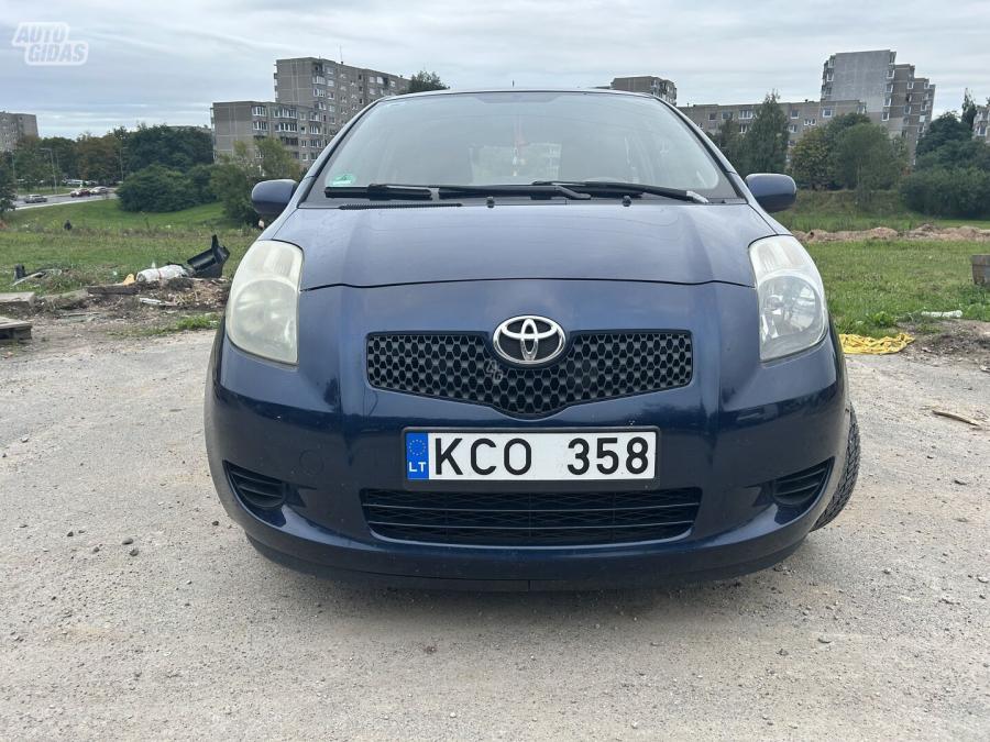 Blue Toyota Yaris 2007 in Vilnius, with an engine capacity of 1.00 L and mileage of 278 thousand km for 1600 €, photo 6 on AUTOMOTO.COM.LV