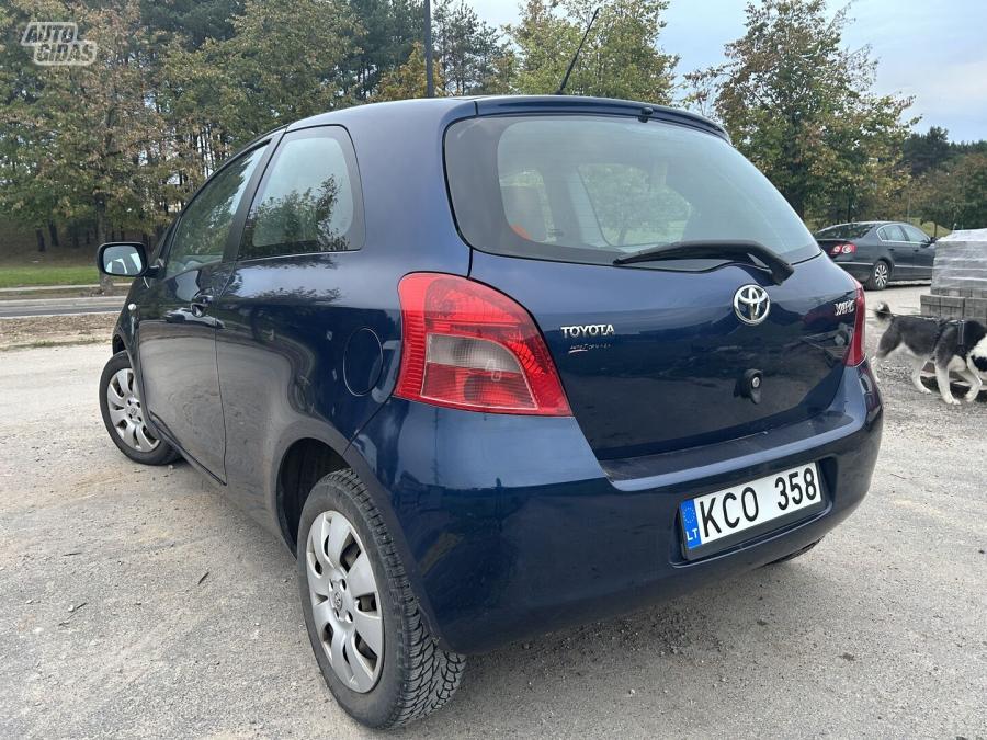 Blue Toyota Yaris 2007 in Vilnius, with an engine capacity of 1.00 L and mileage of 278 thousand km for 1600 €, photo 12 on AUTOMOTO.COM.LV