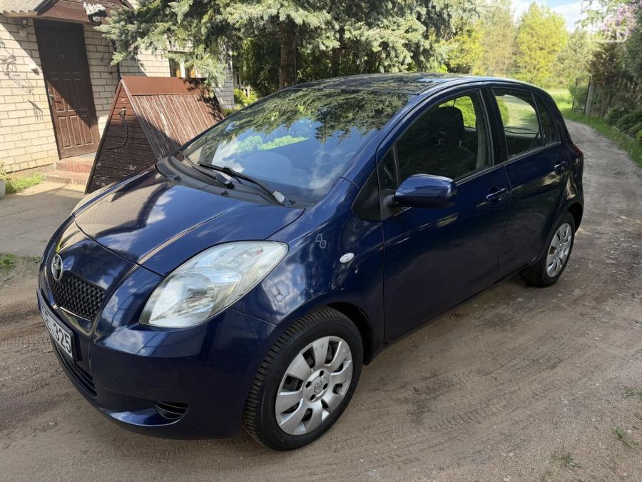 Blue Toyota Yaris 2007 in Vilnius, with an engine capacity of 1.00 L and mileage of 151 thousand km for 1490 €, photo 3 on AUTOMOTO.COM.LV