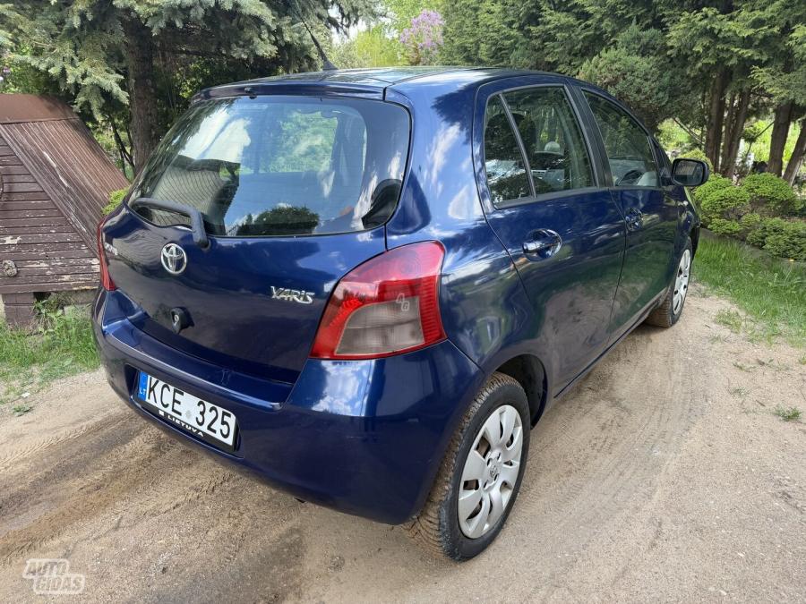 Blue Toyota Yaris 2007 in Vilnius, with an engine capacity of 1.00 L and mileage of 151 thousand km for 1490 €, photo 7 on AUTOMOTO.COM.LV