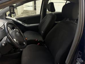 Blue Toyota Yaris 2007 in Vilnius, with an engine capacity of 1.00 L and mileage of 151 thousand km for 1490 €, photo 15 on AUTOMOTO.COM.LV
