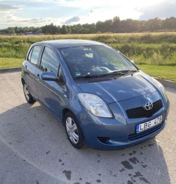 Blue Toyota Yaris 2007 in Vilnius, with an engine capacity of 1.30 L and mileage of 180 thousand km for 1390 €, photo 1 on AUTOMOTO.COM.LV