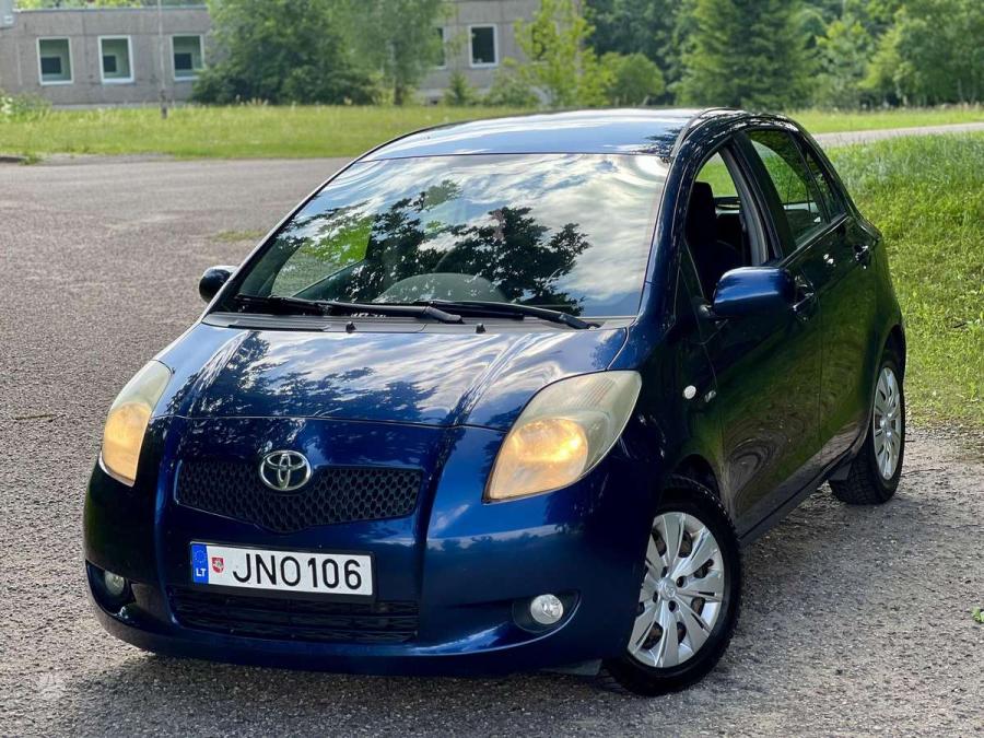 Zils Toyota Yaris 2007 Viļņa, ar dzinēja tilpumu 1.39 L un nobraukumu 212 tūkst. km par 2250 €, foto 10 vietnē AUTOMOTO.COM.LV