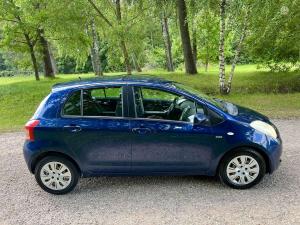 Zils Toyota Yaris 2007 Viļņa, ar dzinēja tilpumu 1.39 L un nobraukumu 212 tūkst. km par 2250 €, foto 16 vietnē AUTOMOTO.COM.LV