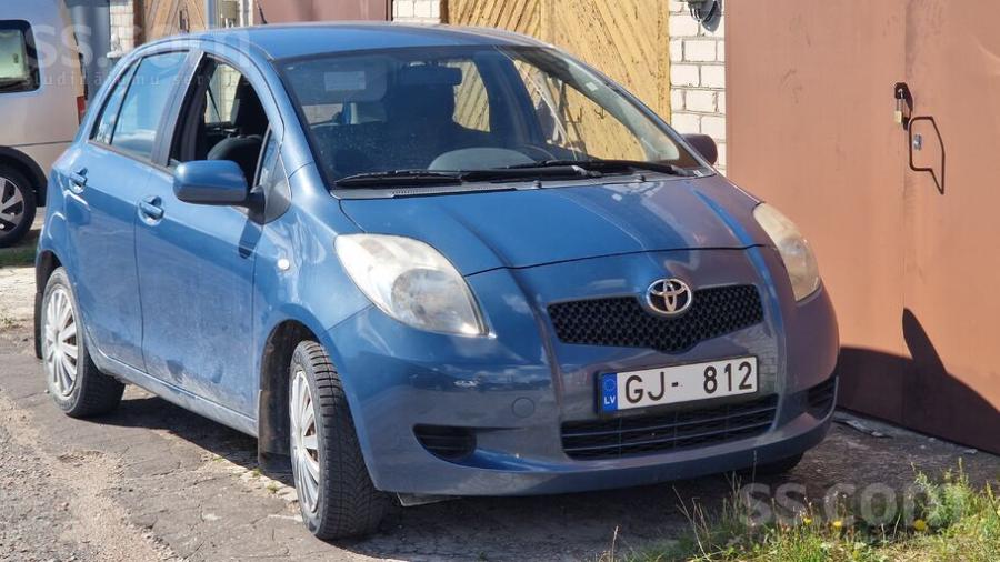 Zils Toyota Yaris 2007 Rīga, ar dzinēja tilpumu 1.30 L un nobraukumu 0 tūkst. km par 2590 €, foto 1 vietnē AUTOMOTO.COM.LV