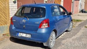 Zils Toyota Yaris 2007 Rīga, ar dzinēja tilpumu 1.30 L un nobraukumu 0 tūkst. km par 2590 €, foto 3 vietnē AUTOMOTO.COM.LV