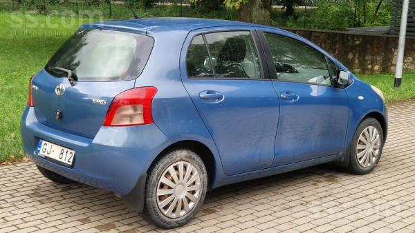 Zils Toyota Yaris 2007 Rīga, ar dzinēja tilpumu 1.30 L un nobraukumu 0 tūkst. km par 2590 €, foto 9 vietnē AUTOMOTO.COM.LV