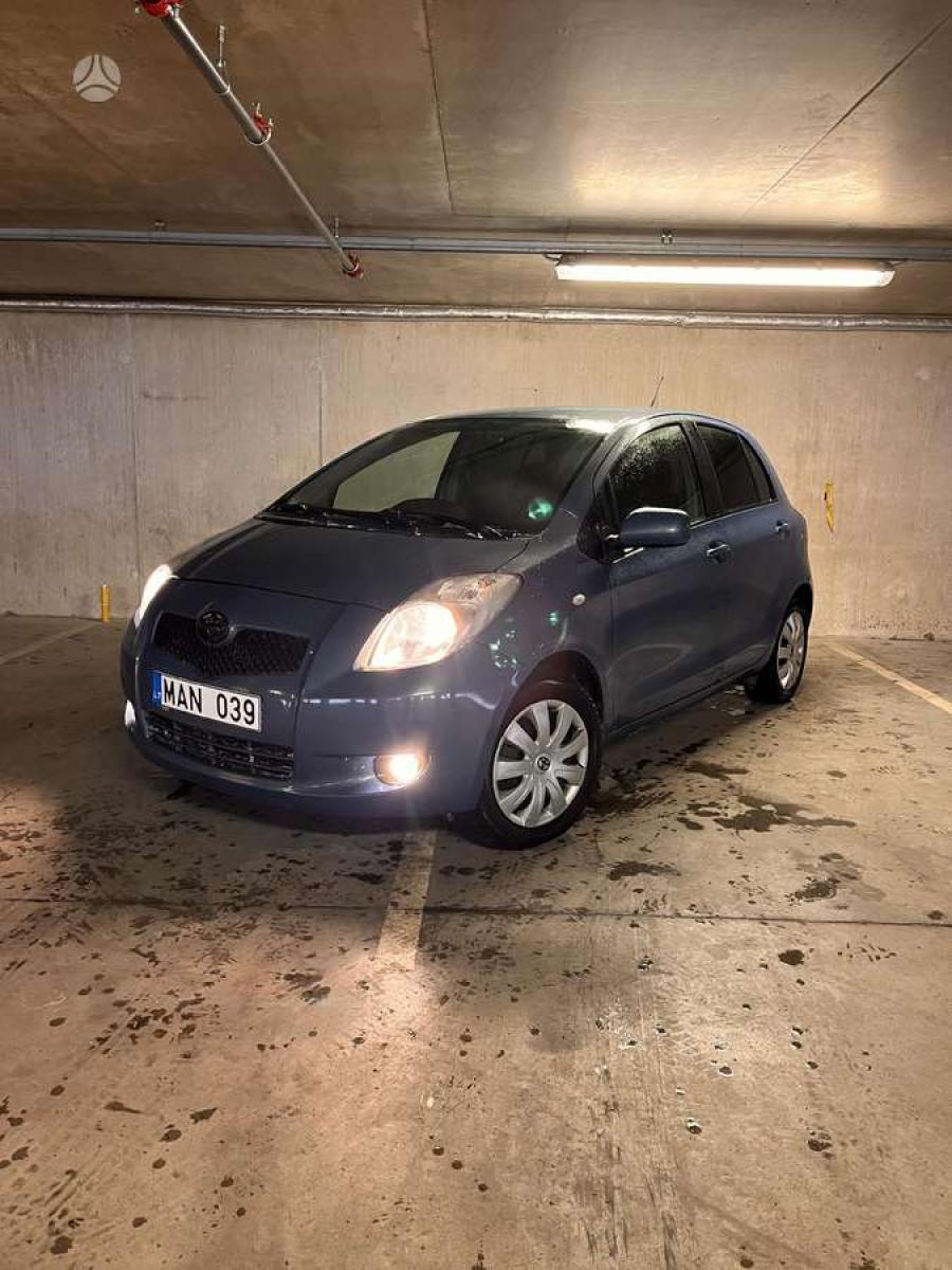 Zils Toyota Yaris 2008 Klaipėda, ar dzinēja tilpumu 1.40 L un nobraukumu 207 tūkst. km par 2300 €, foto 1 vietnē AUTOMOTO.COM.LV
