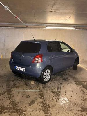 Zils Toyota Yaris 2008 Klaipėda, ar dzinēja tilpumu 1.40 L un nobraukumu 207 tūkst. km par 2300 €, foto 5 vietnē AUTOMOTO.COM.LV